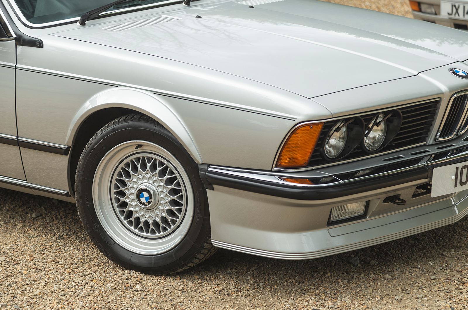 BMW E24 M635CSi vs E28 M5: dial M for more | Classic & Sports Car